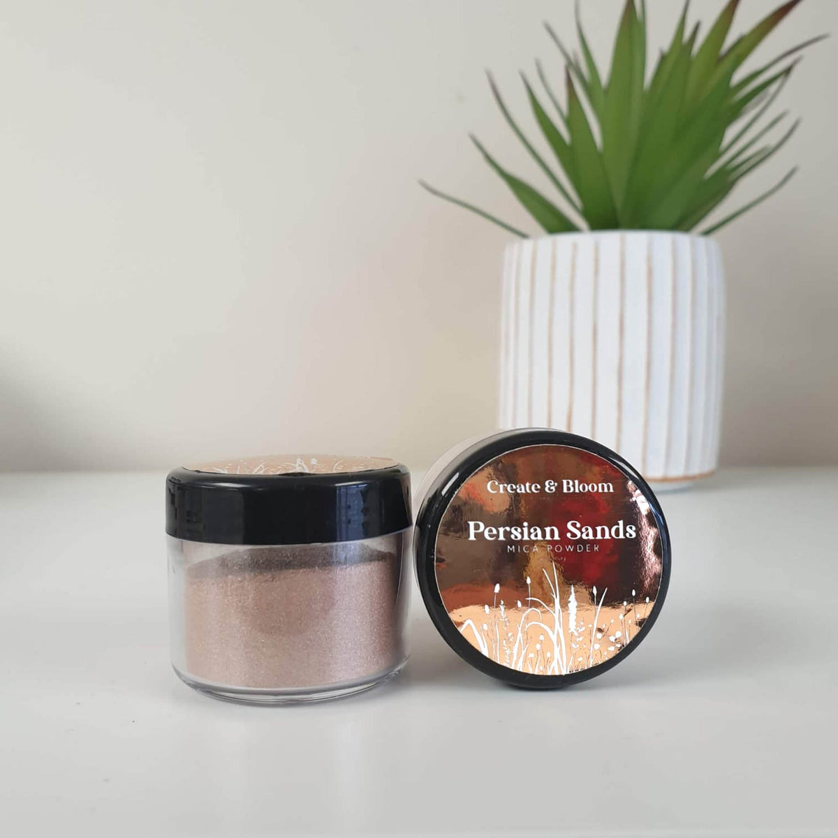 Simply Shimmering Mica Powder: Persian Sands – Apex Resin