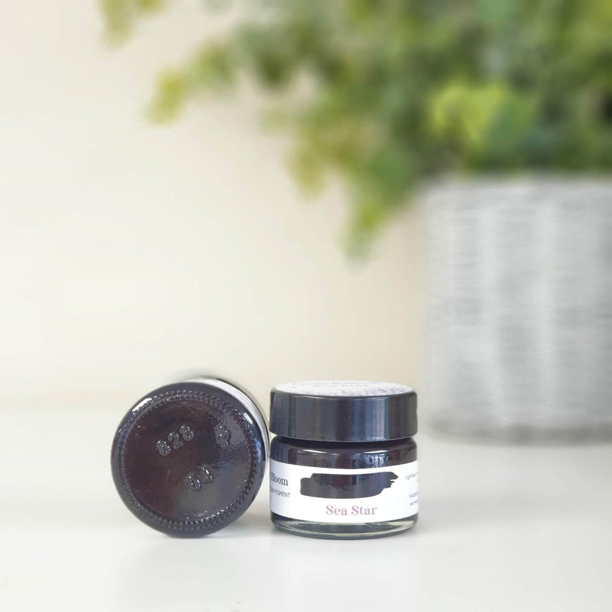 Transparent Resin Pigment: Sea Star Purple – Apex Resin